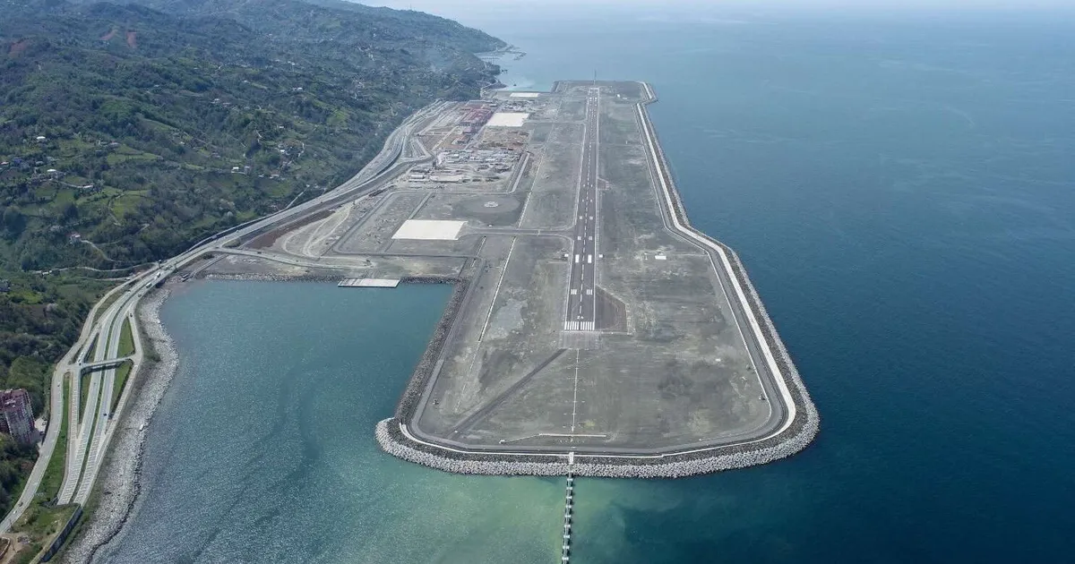 Denizüssü hava limanı açılışa hazır... Rize-Artvin Havalimanı 14 Mayıs ...